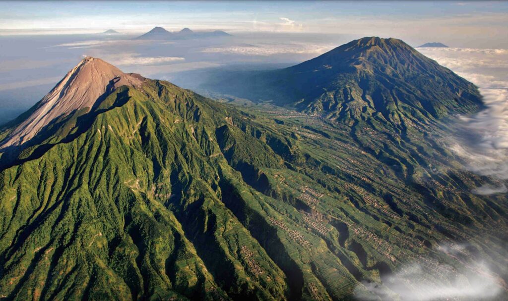 10 Volcanoes You Can Actually Climb (If You Dare) - ASB GEO